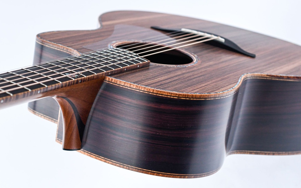 George Lowden Bois de Rose Master Series 50th Anniversary Sinker Redwood | The Fellowship of ...